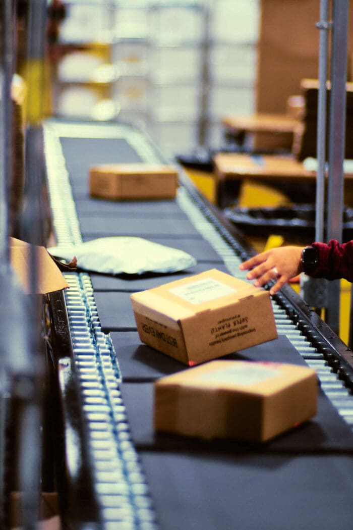 Lean Warehousing Strategies for Businesses (+ Examples)