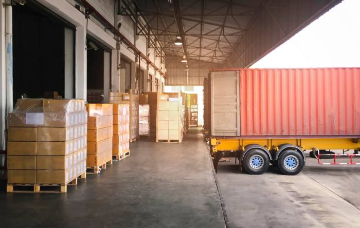 What Does Line Haul Mean? Importance in Shipping + Use Cases