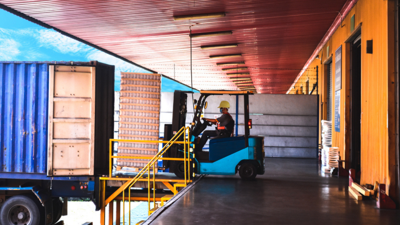 Understanding & Improving Dock to Stock Processes & Efficiency - ShipBob UK