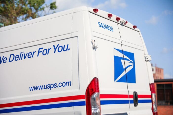 Calculate Shipping Costs: Carrier Rate Calculators & Estimates